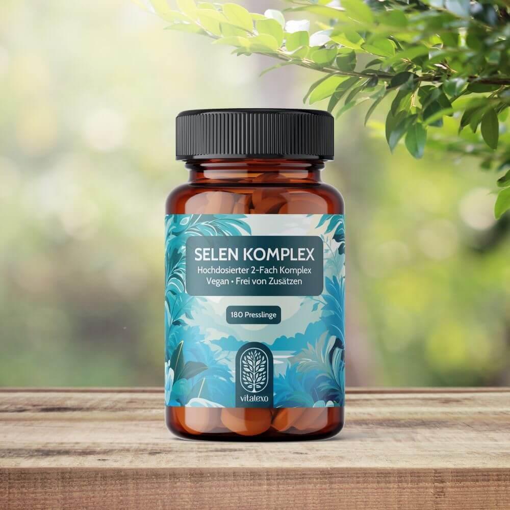 Selenium complex